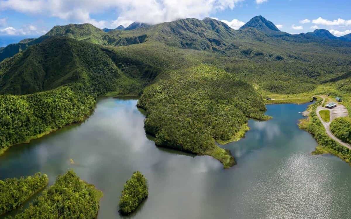 Freshwater Lake – Riverside Hotel Picard