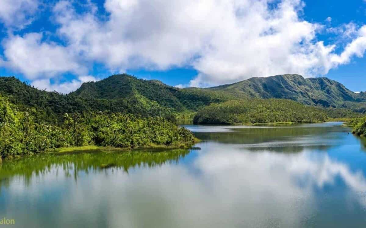 Freshwater Lake – Riverside Hotel Picard